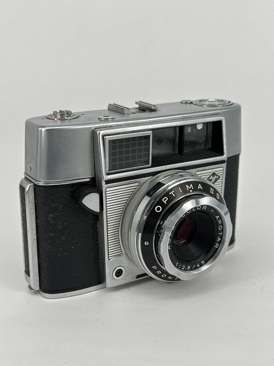 Film cameras and accessories – Classic Camera