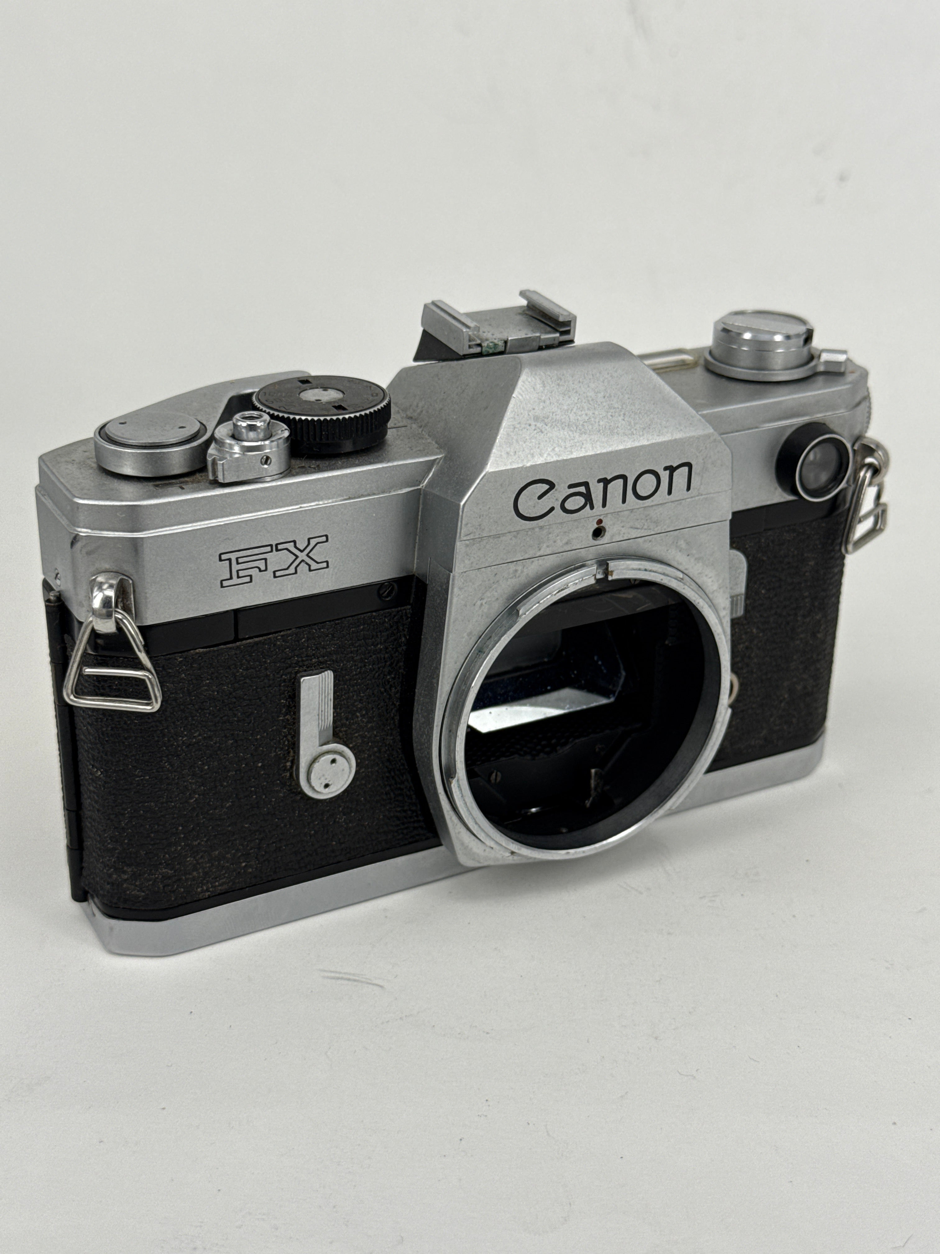 Canon FX. Goes but needs work – Classic Camera