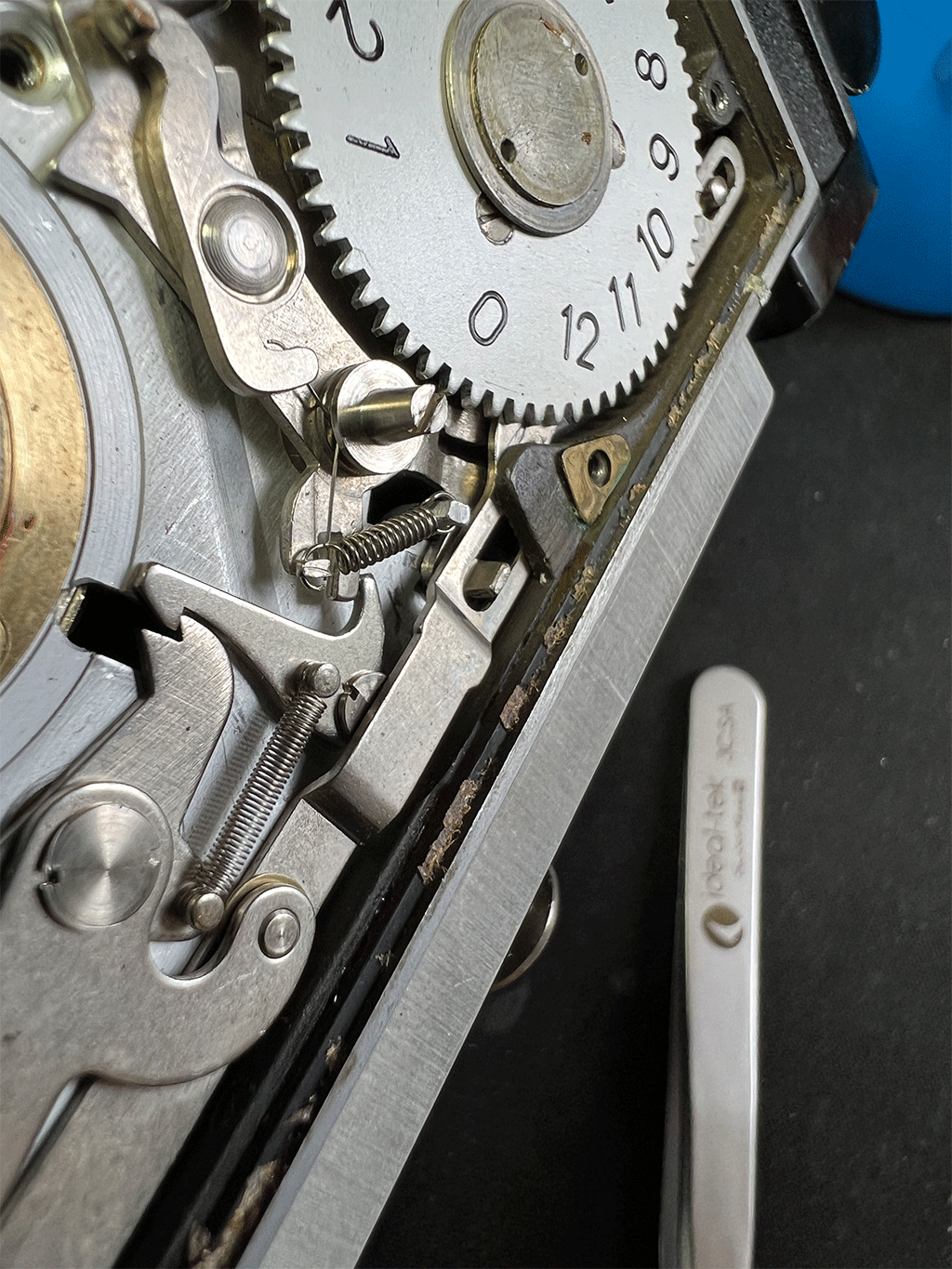 Film cameras and accessories – Classic Camera